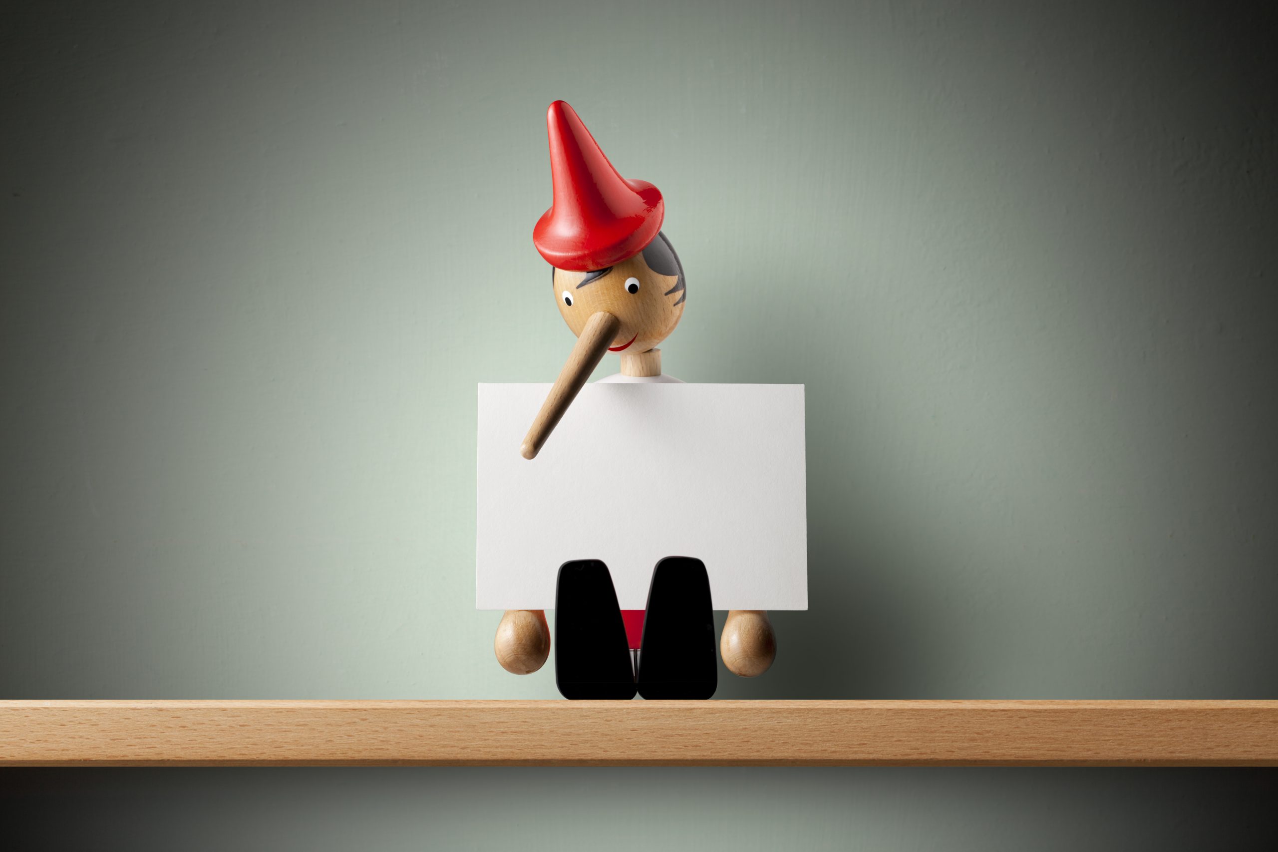 Fighting Fake News in the corporate world: Real Advocacy - LLYC